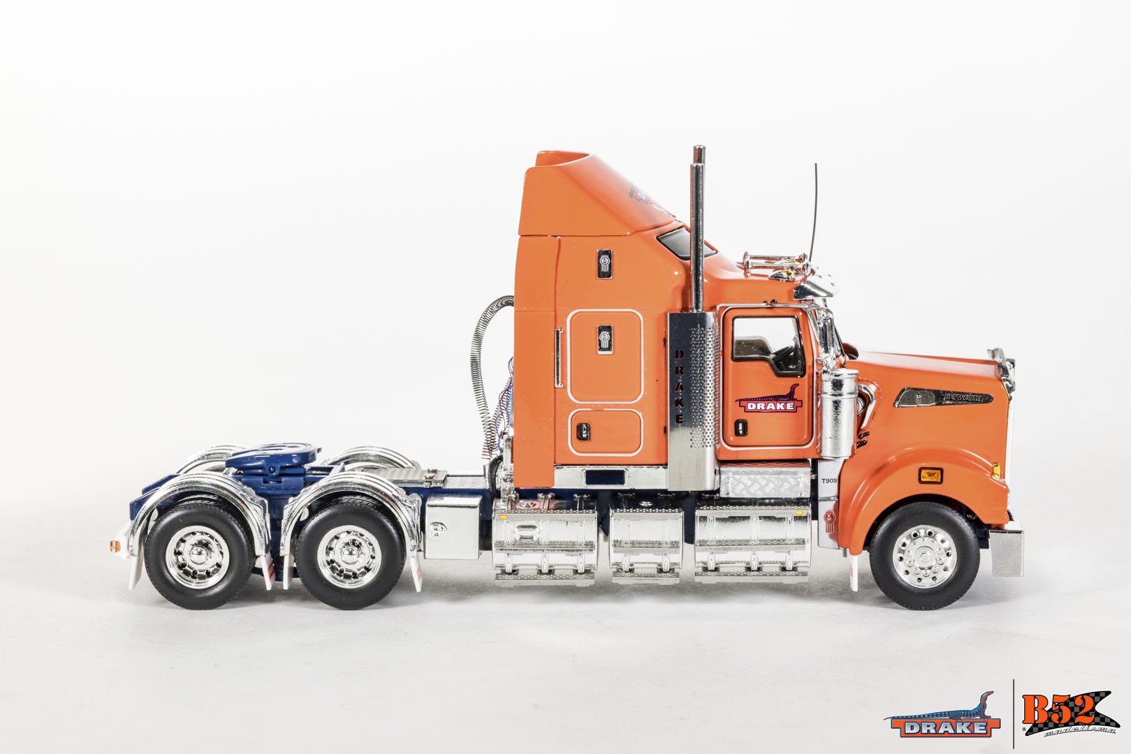 Drake - Kenworth T909 Drake Orange - Aero Kit: Z01560 - B52 Online