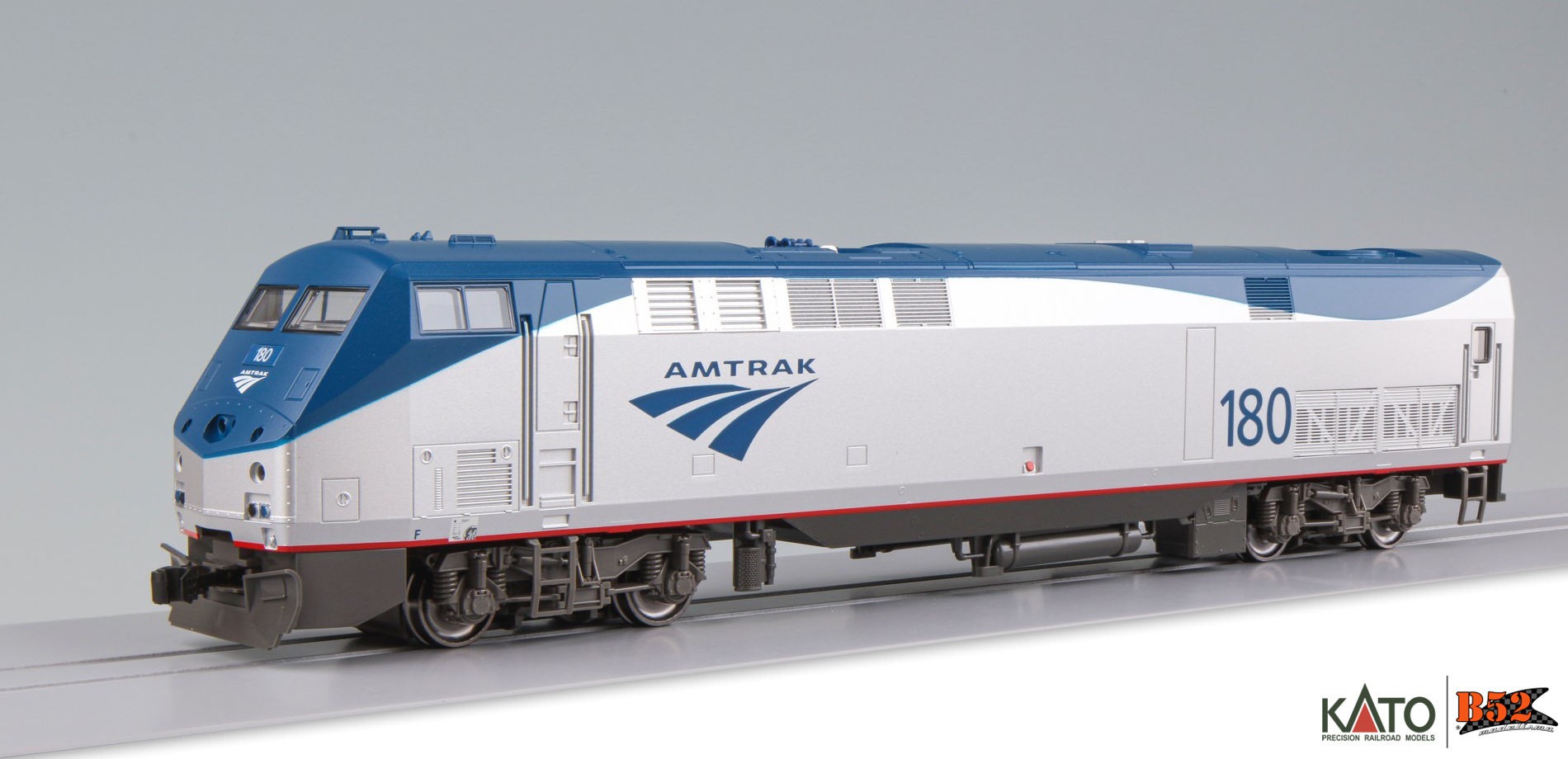 Kato HO - Locomotiva GE P42 "Genesis" Amtrak #180: 37-6118 - B52 Online