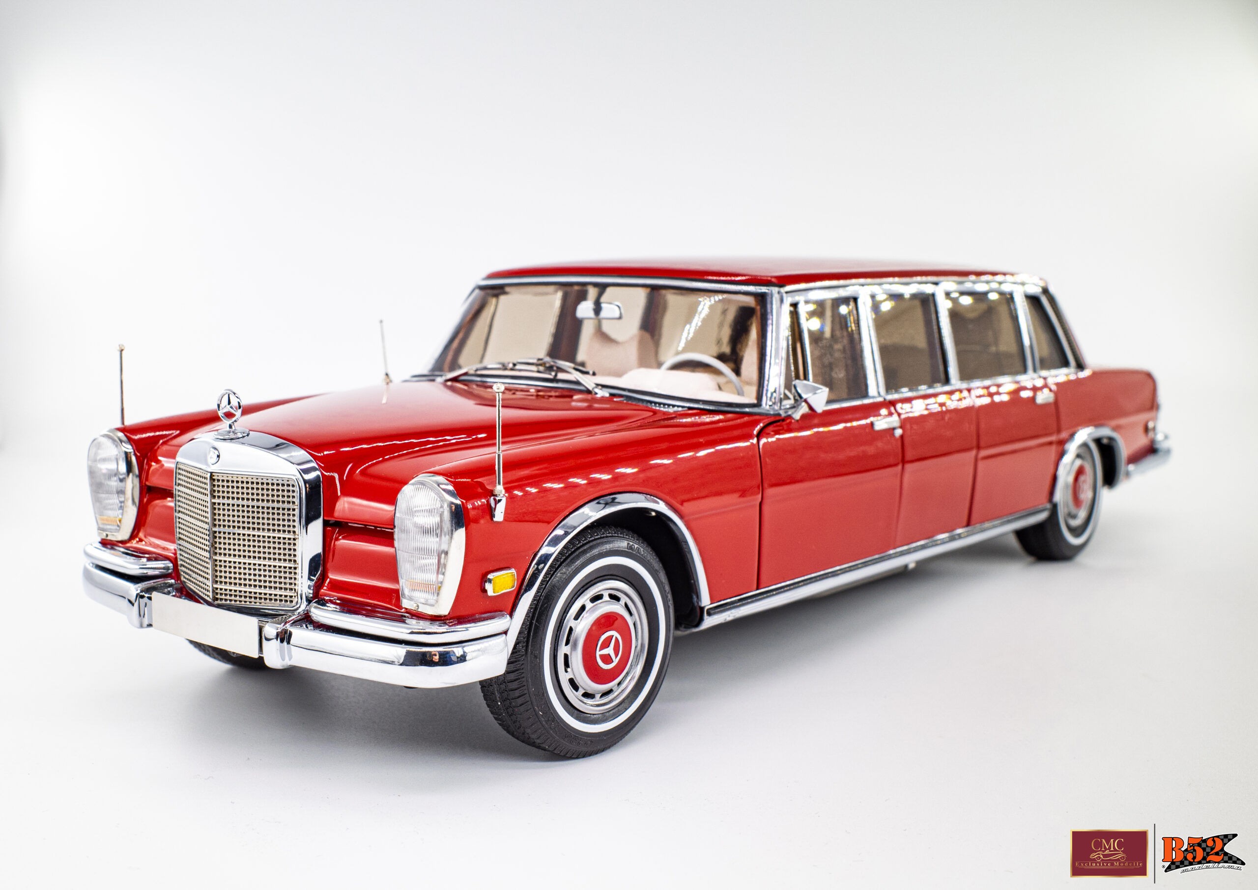 CMC - Mercedes-Benz 600 Pullman, Red Baron: M-216 - B52 Online