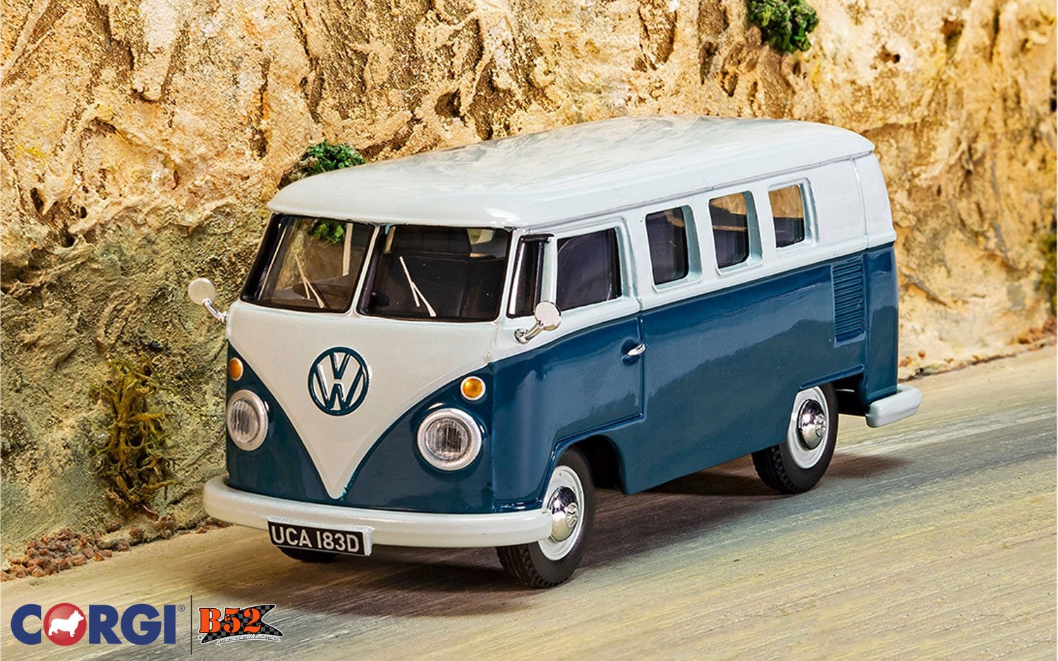 Corgi - VW Kombi, Type 2 Camper: VA08102 - B52 Online